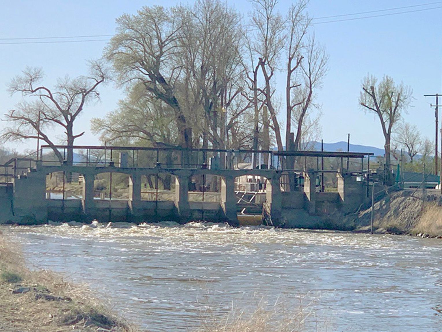 Flood Mitigation Efforts Seek to Keep Level Flows in the River